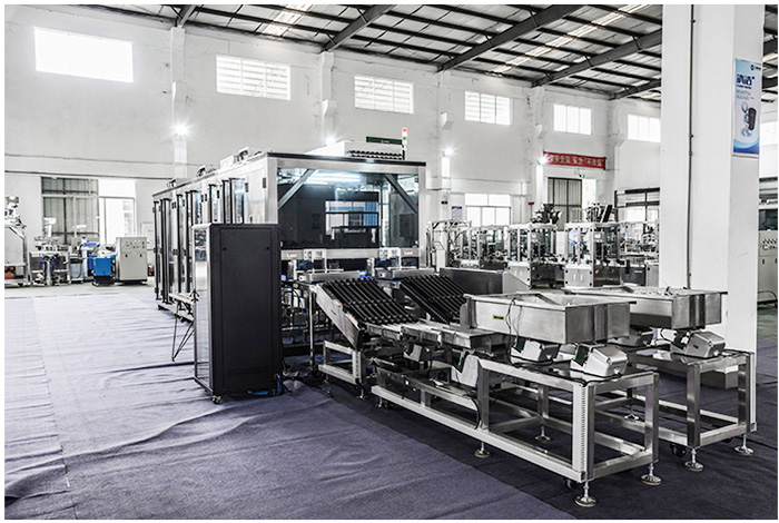 High Speed Intelligent Delta Robot Sorting Line For Tomato Sauce ...